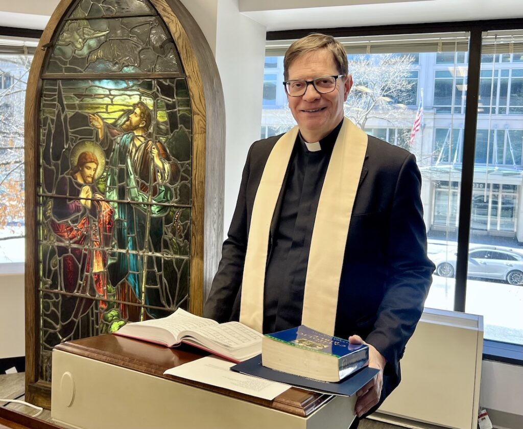 Wednesday Worship with Fr. Robert Gahl - Juicy Ecumenism