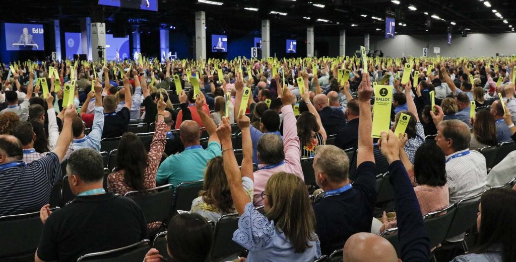 Southern Baptists Likely to Again Vote on Women Pastors - Juicy Ecumenism